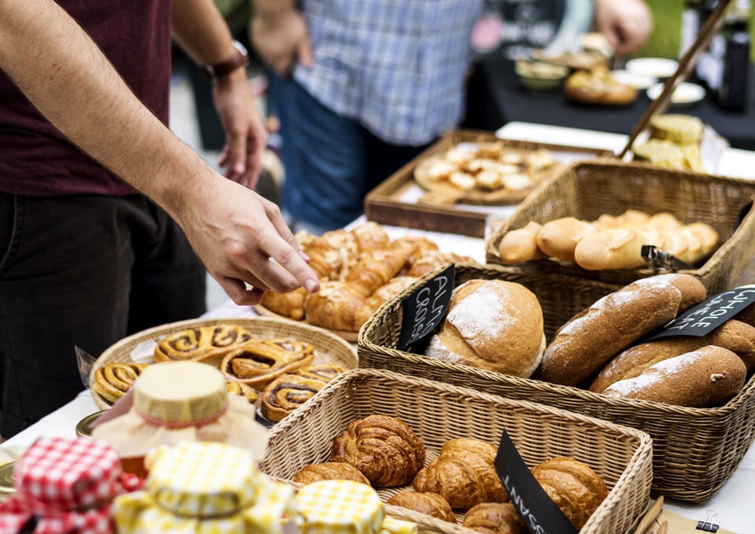Food Programs – KNIGHTS TABLE